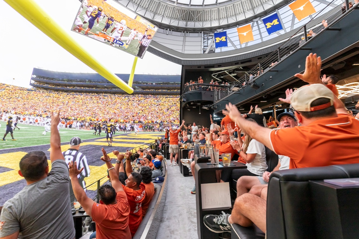 This 360-Degree Dome Is Ultimate Sports Fan Experience In Dallas