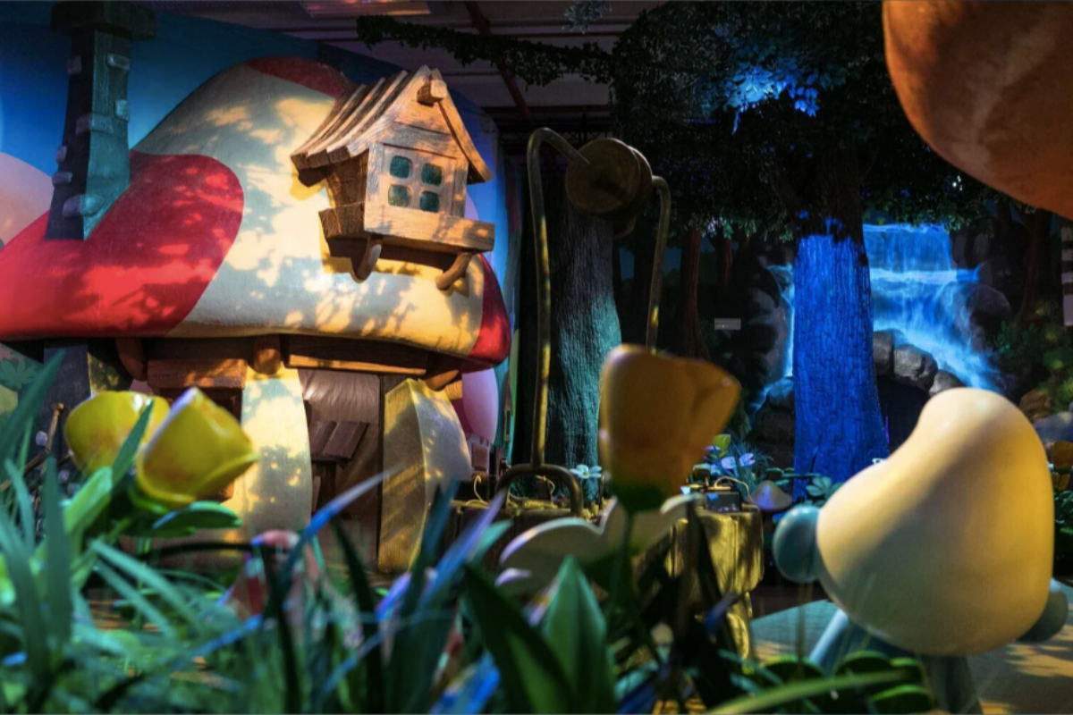 Paint The Town Blue At The Smurf Experience In DFW Area