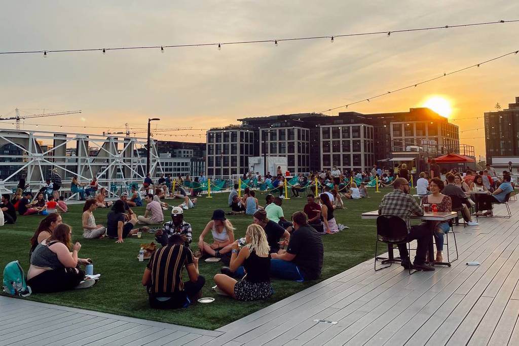 16 Stunning Rooftop Bars To Check Out In D.C.
