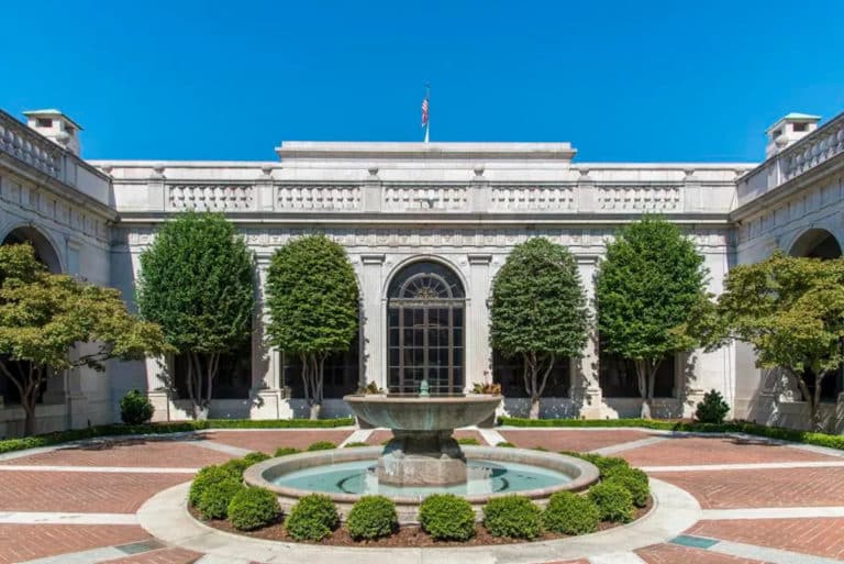 A Guide To The Best Museums Around D.C. To Visit At Least Once