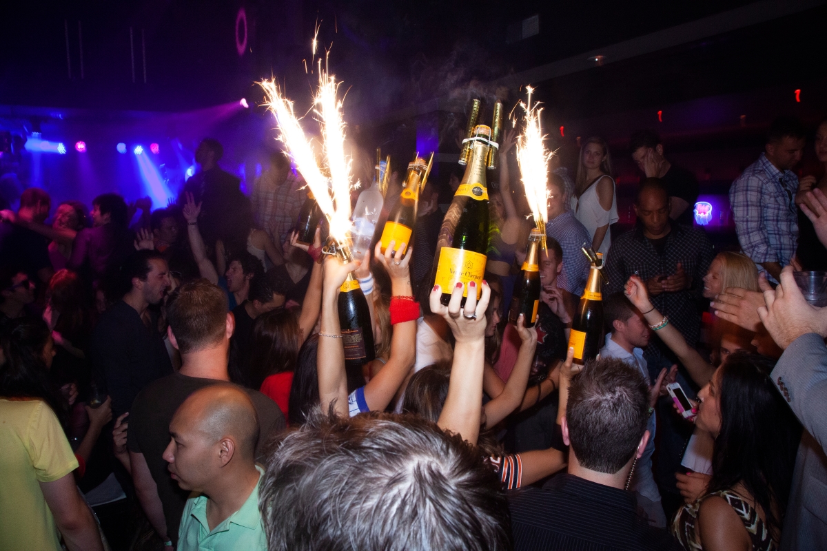 13 Best Night Clubs In D.C. To Party And Dance All Night Long