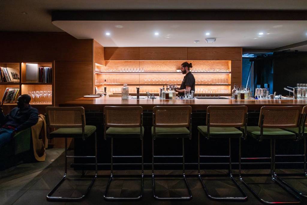 Retro Record Bar & Cocktail Lounge Comes To Dupont Circle