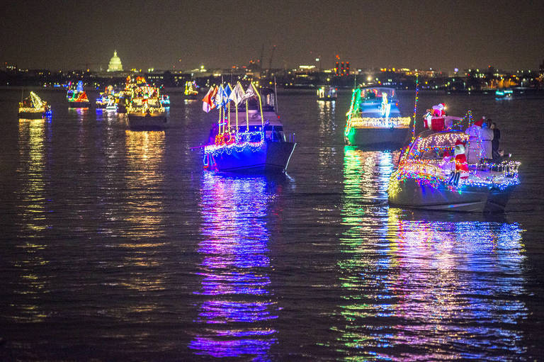 16 Places To See Holiday Lights Around The Washington, DC Area