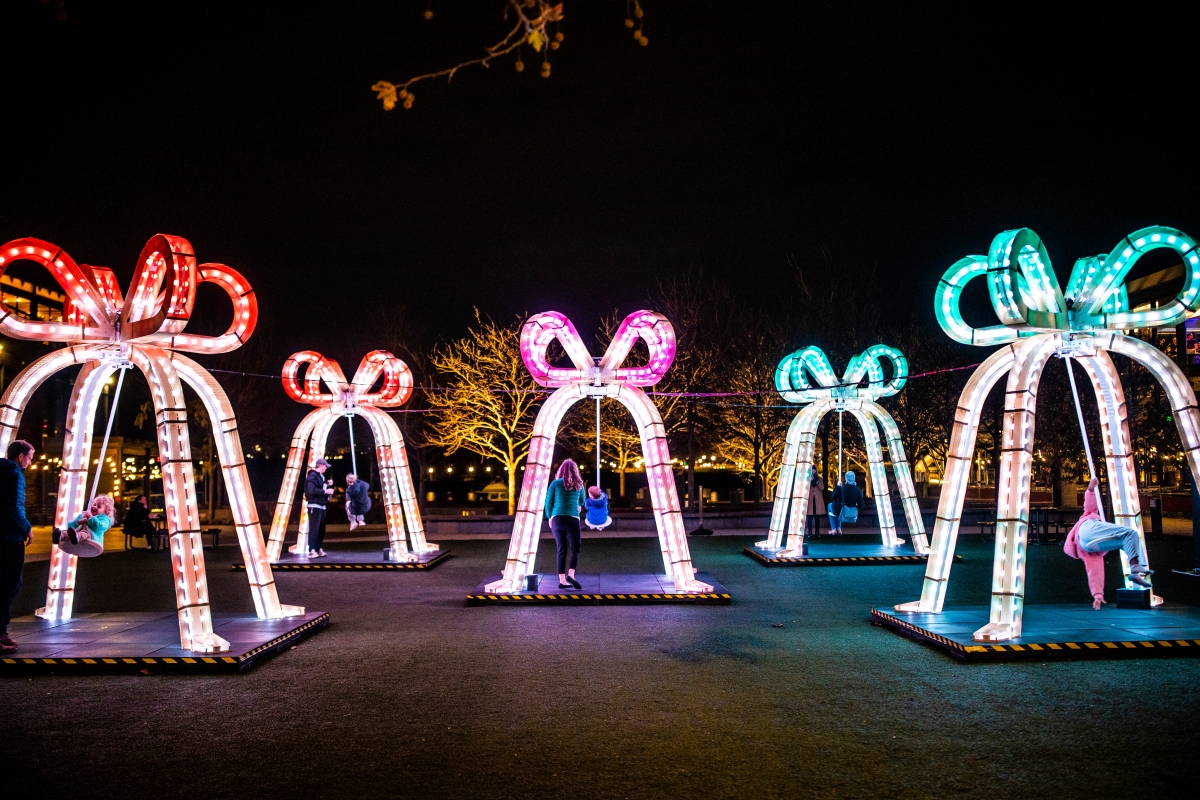 16 Places To See Holiday Lights Around The Washington, DC Area