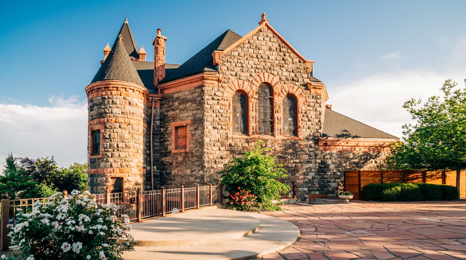 The Kirk of Highland: One Of The Finest Venues In Denver