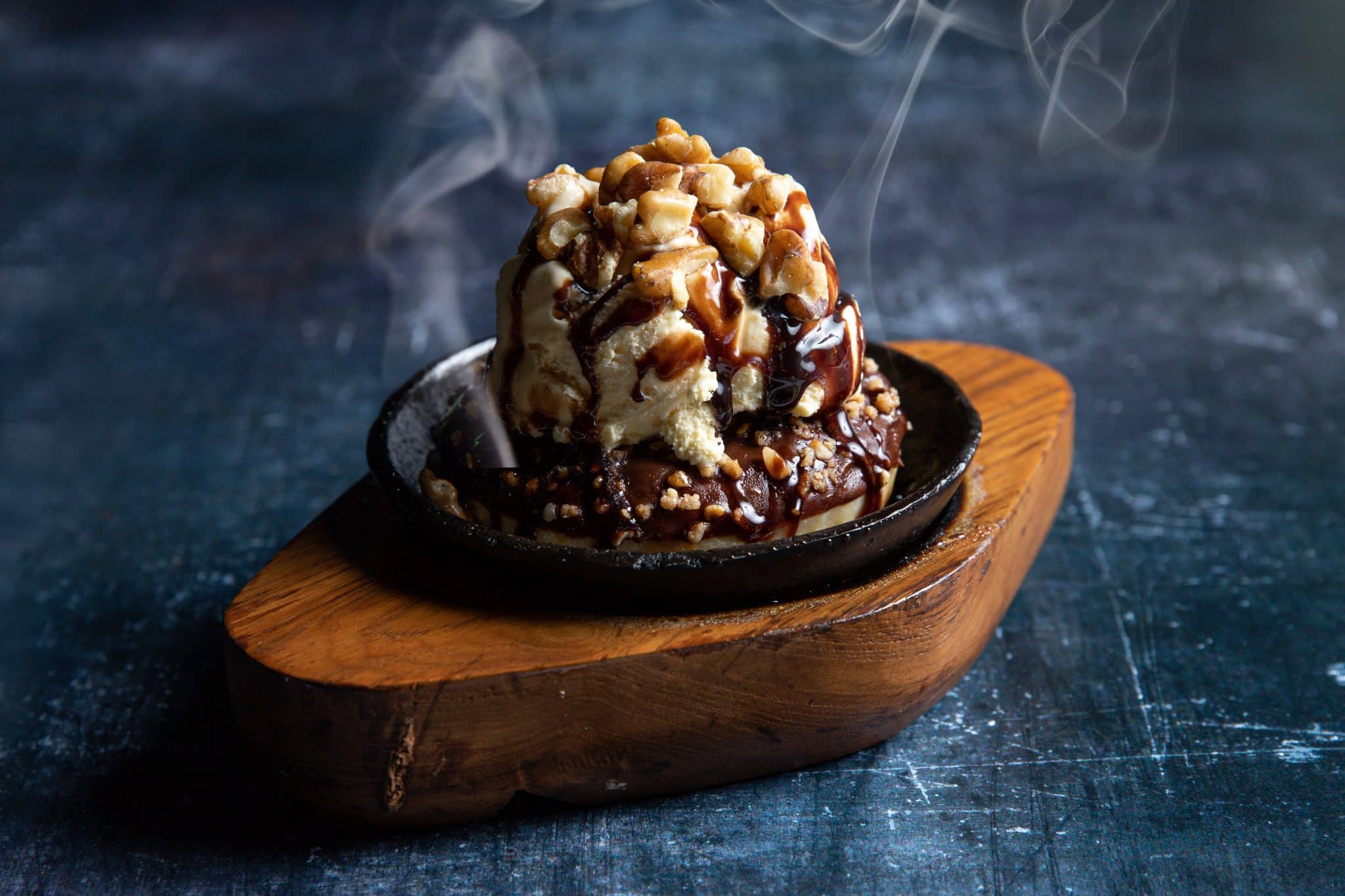 UAE's First Sizzling Donut At Dubai's Yoko Sizzlers - Secret Dubai