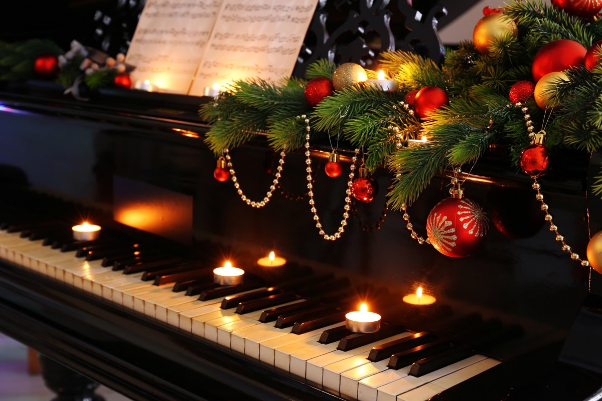 A Candlelight Christmas Concert Is Set To Light Up Dubai