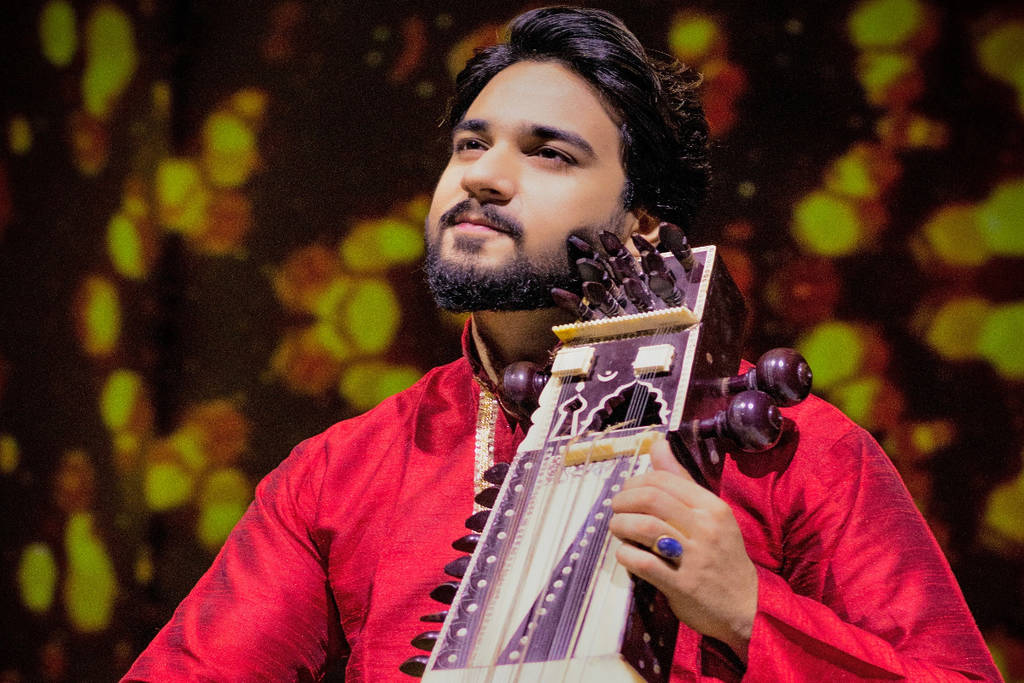 Hear The Best Of Bollywood At This Candlelight Concert In Dubai