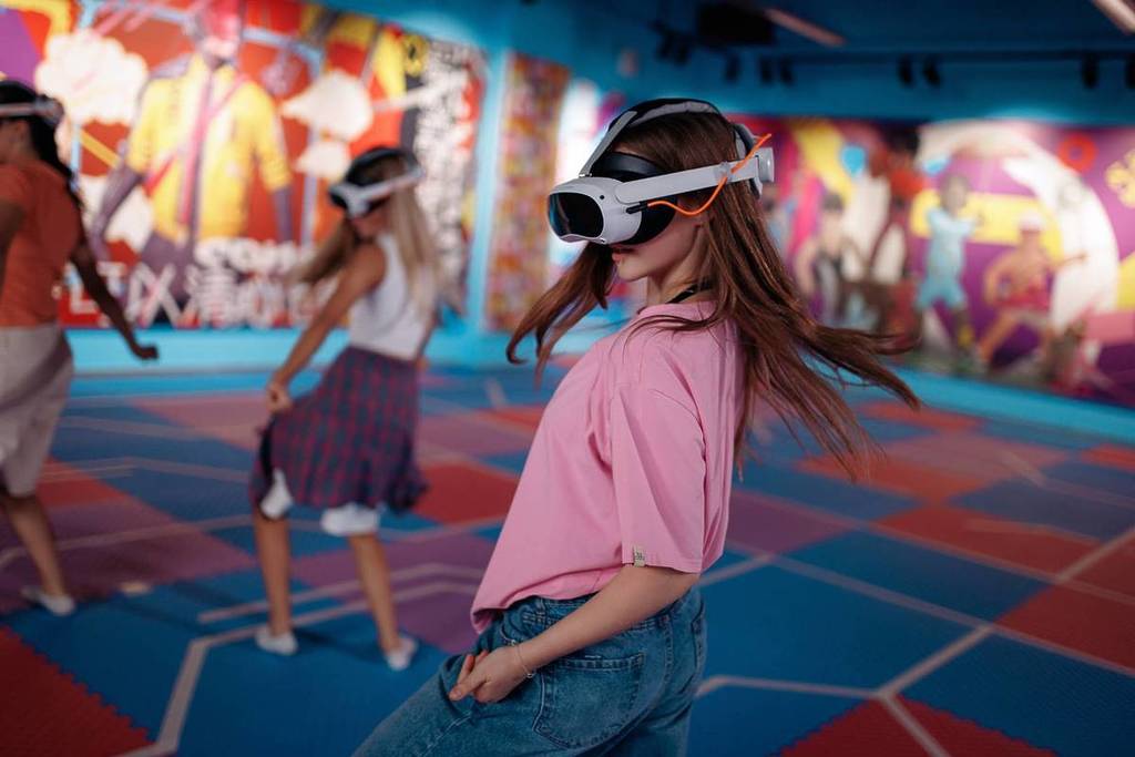 Step Beyond Your Imagination At Hyper Tag: VR Laser Tag