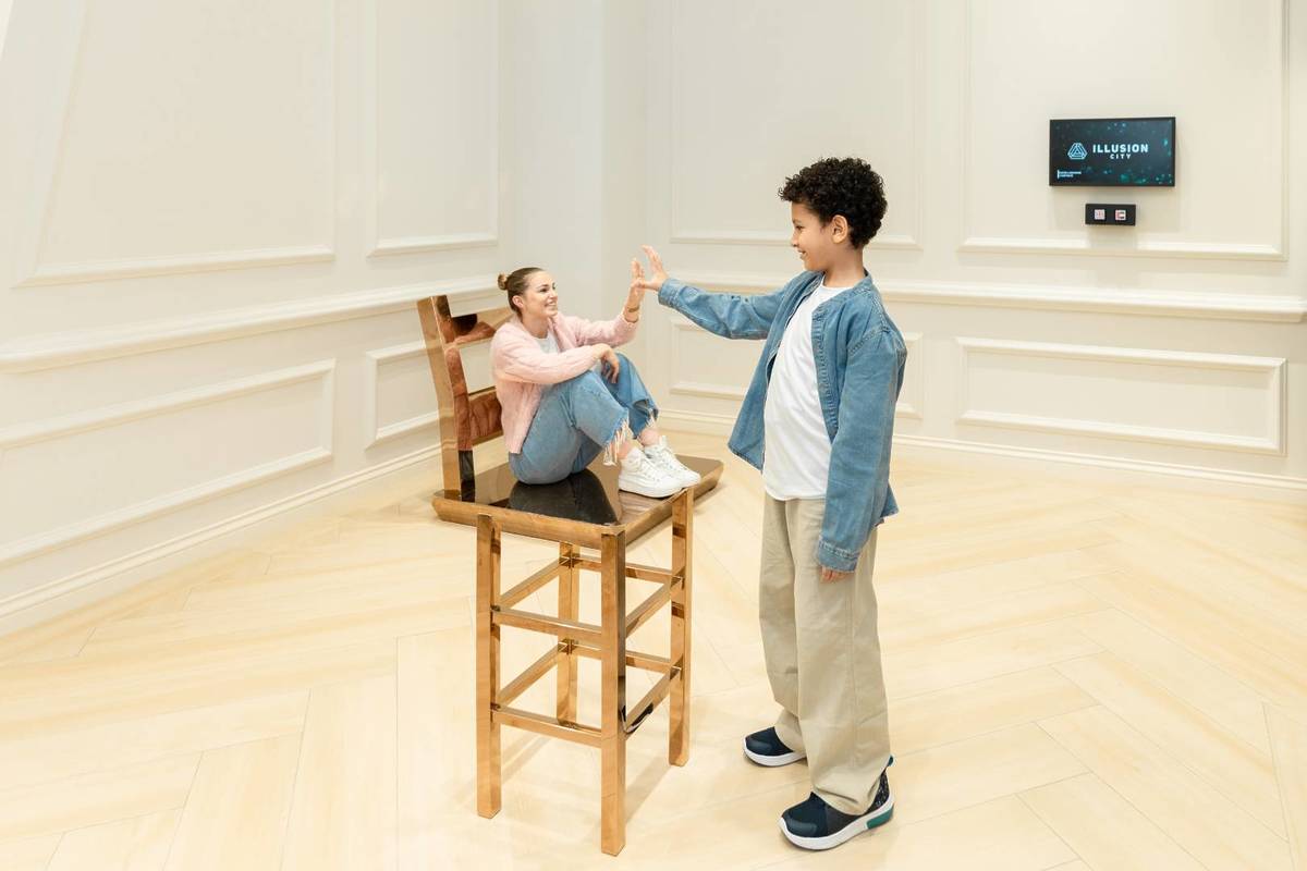 Prepare To Have Your Mind Blown With A Trip To Illusion City Dubai