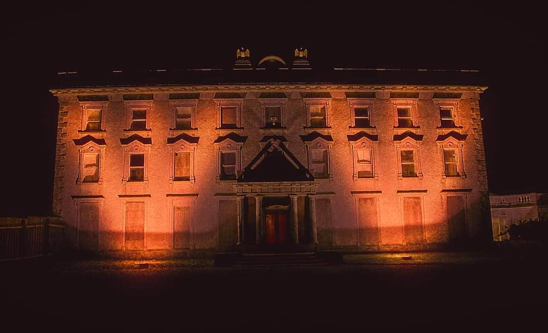Ireland's "Most Haunted House" Is Under Spooky 24-Hour Surveillance ...