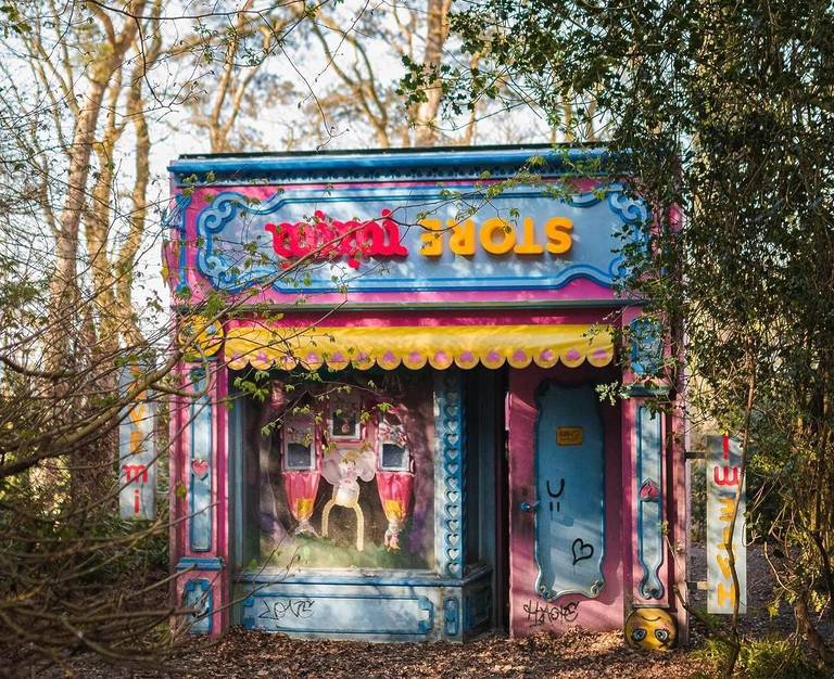 There Is An Amethyst Cave 45 Minutes From Glasgow: Jupiter Artland