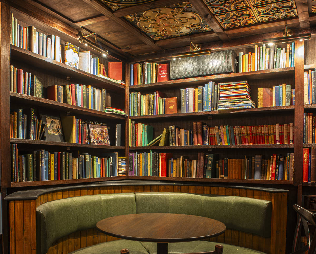 This Bookshop-Themed Bar In Glasgow Is Lined With 8,000 Books And DJs ...