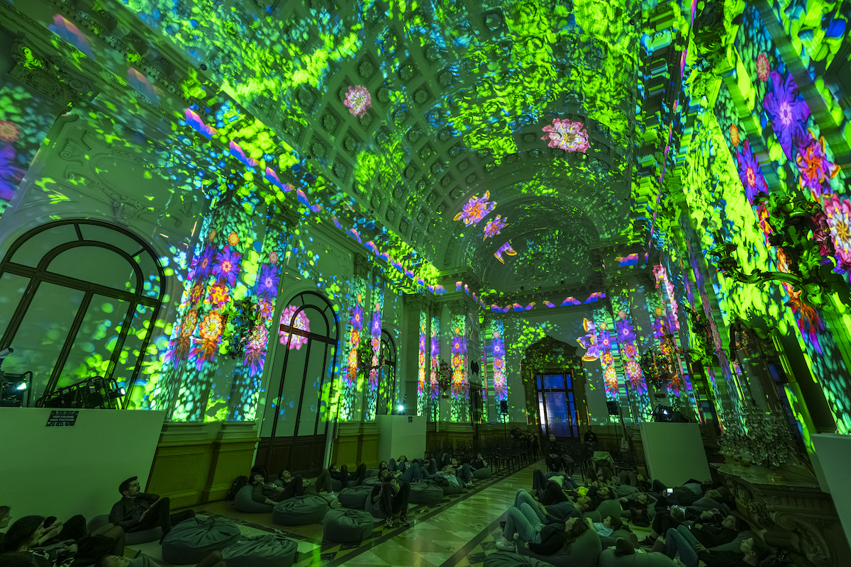 Enlightenment: Last Chance To See The Vivaldi Light Show