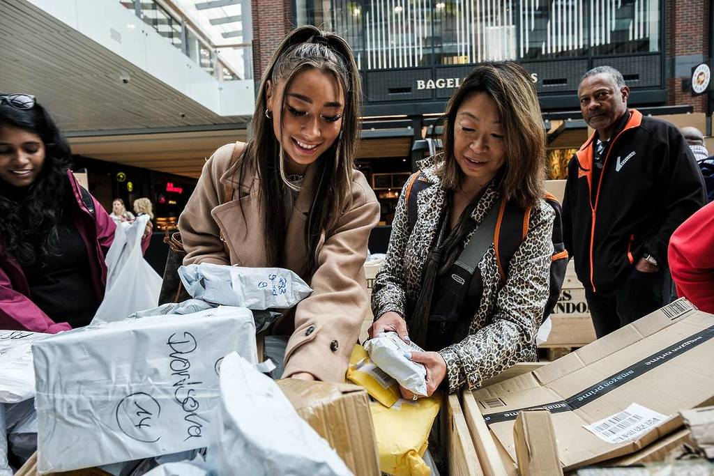 This viral 'lost parcels' treasure hunt pop-up is coming to Glasgow ...