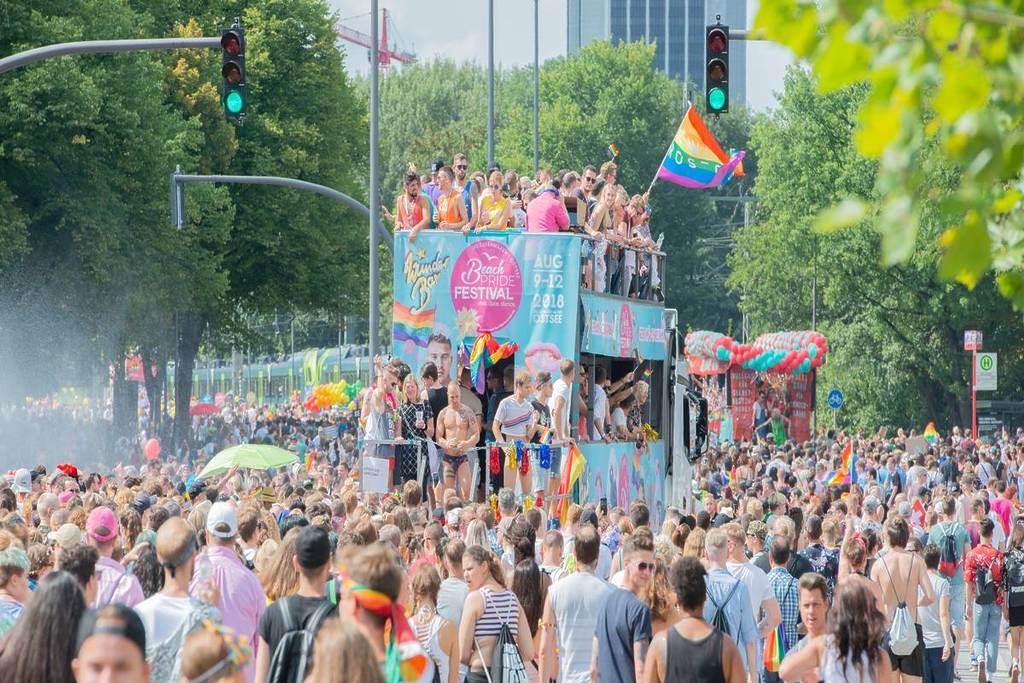 Pride Week 2025 in Hamburg: All information about events & demo