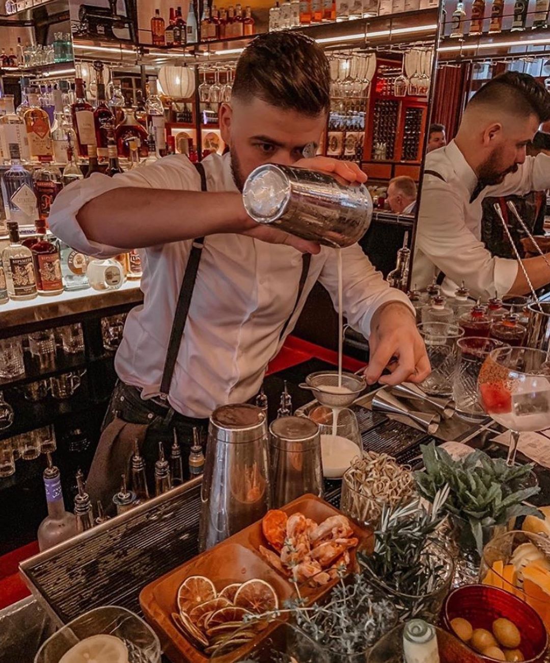 This Clubby Restaurant In Houston Will Transport You To A Spanish ...