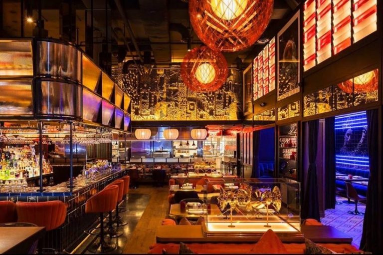 15 Sensational Things To Do For Valentine's Day In Houston