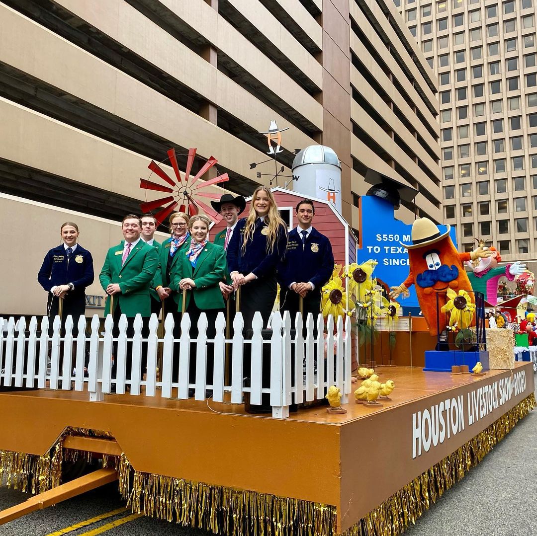 Houston Downtown Rodeo Parade Returns This Saturday
