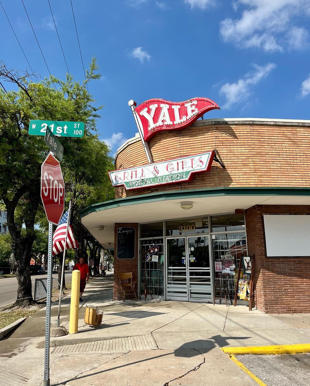 10 Of Houston's Oldest Bars And Restaurants