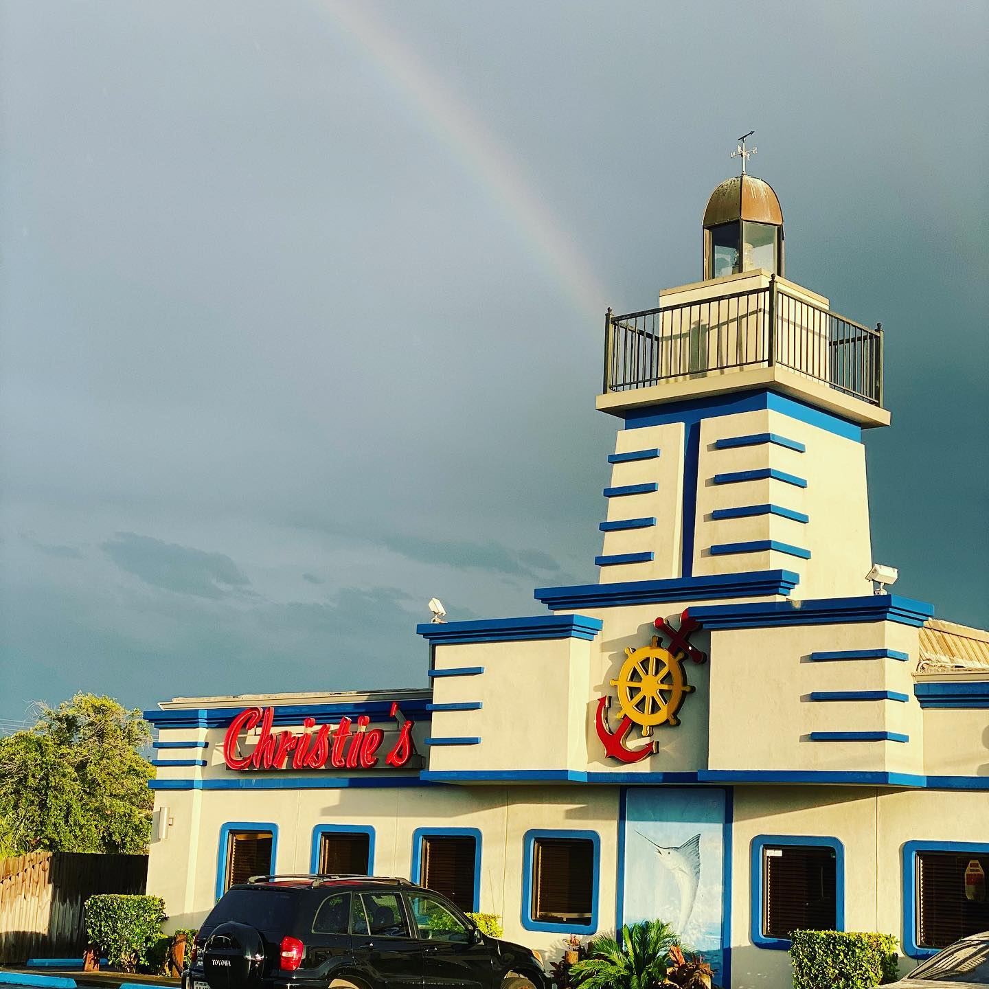 10 Of Houston's Oldest Bars And Restaurants