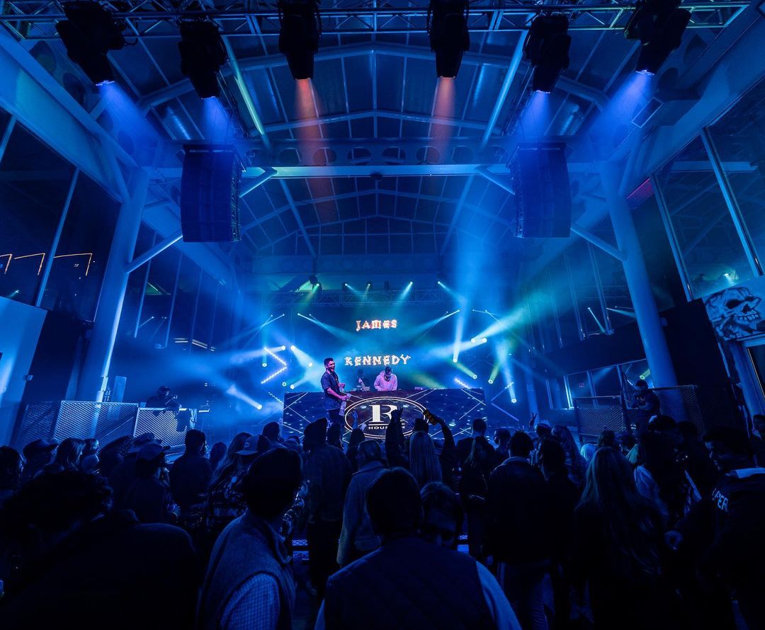 10 Of The Best Clubs In Houston