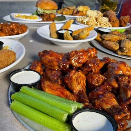 9 Top-Rated Chicken Wing Spots In Houston To Try Today