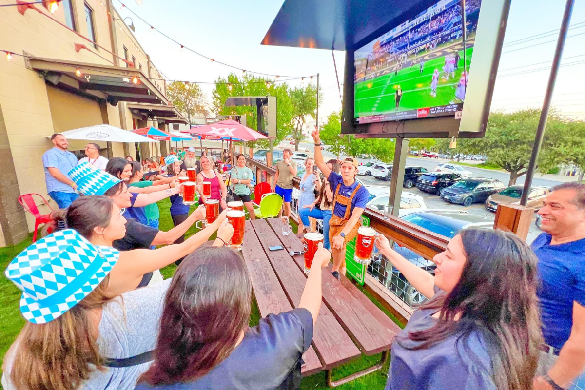 28 Festive Things To Do This Weekend In Houston (Sep 27 - 29)