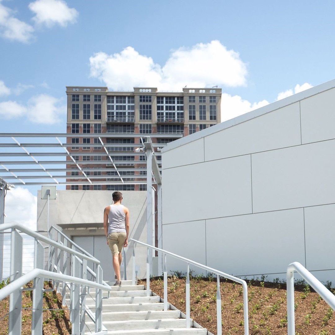 The Houston Rooftop Garden Features Sweeping City Views
