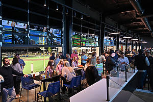 30+ Exciting Sports Bars In Houston To Watch The Big Game