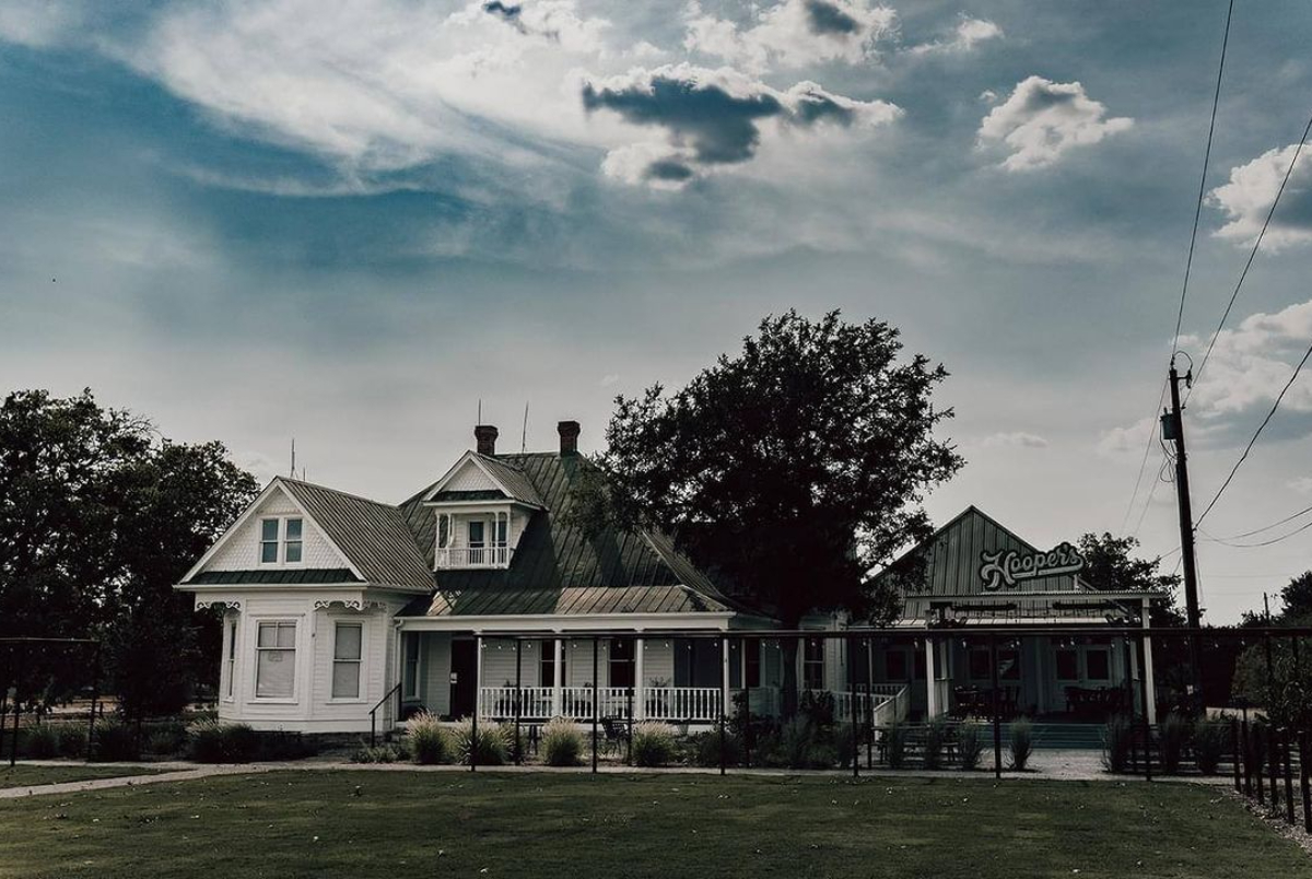 Brunch Inside The Texas Chainsaw Massacre House In Texas