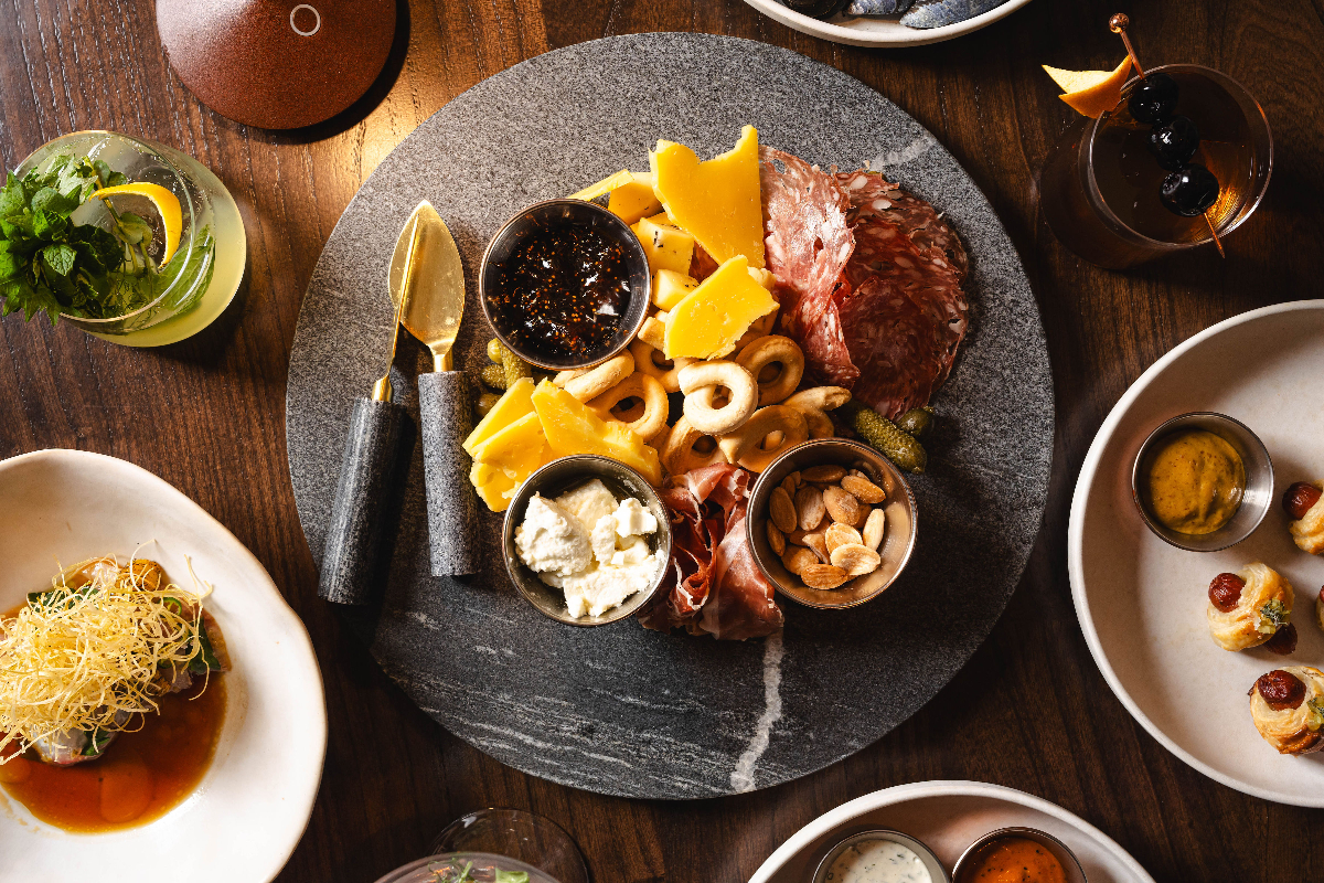 New Cocktail Bar Opens In HTX With Michelin Chef-Curated Menu