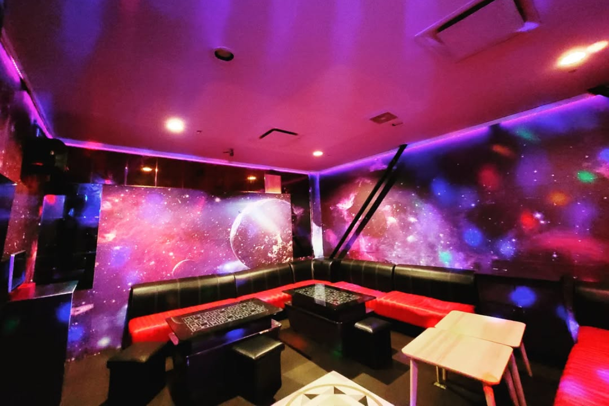 10 Of The Best Karaoke Houston Hotspots