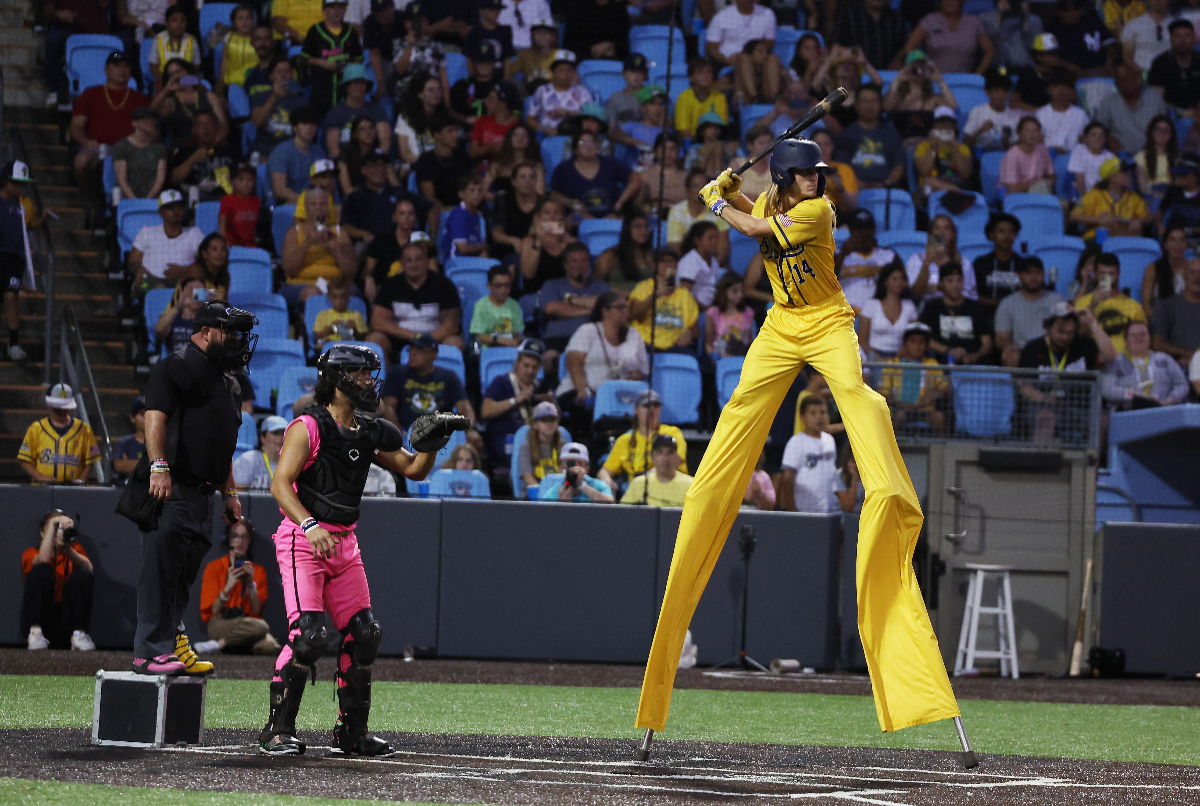 Texas' New Banana Ball Team Play Their First Games In Houston This ...