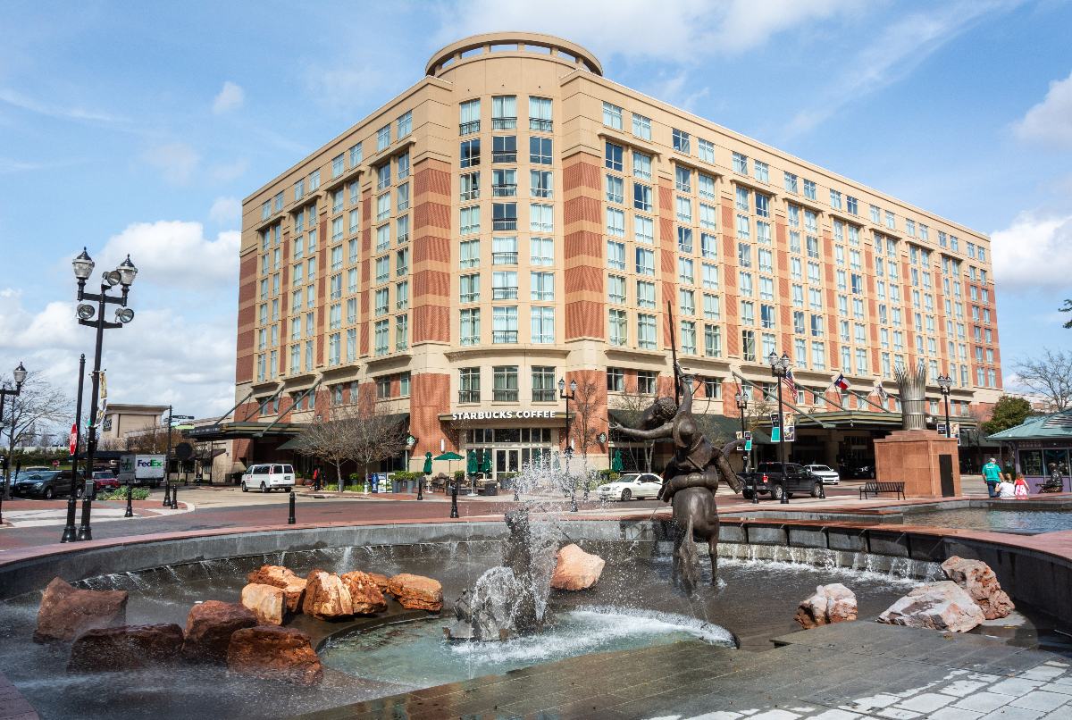 Cheers To That! Sugar Land Town Square Launches New Social District For ...