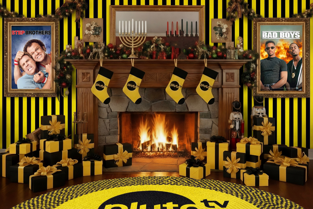 You Can Literally Deck The Halls At This Free, Christmas-Themed Rage ...