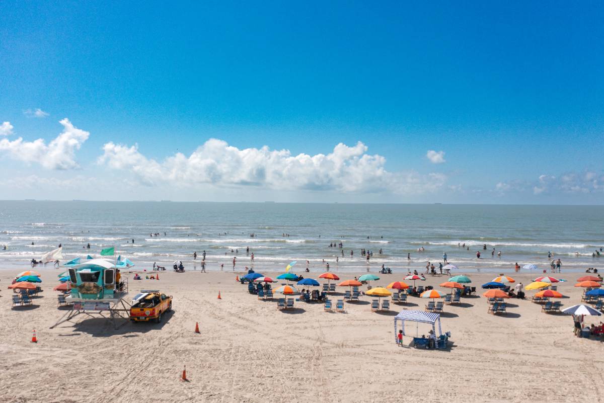 The best beach for families is less than an hour from Houston ...