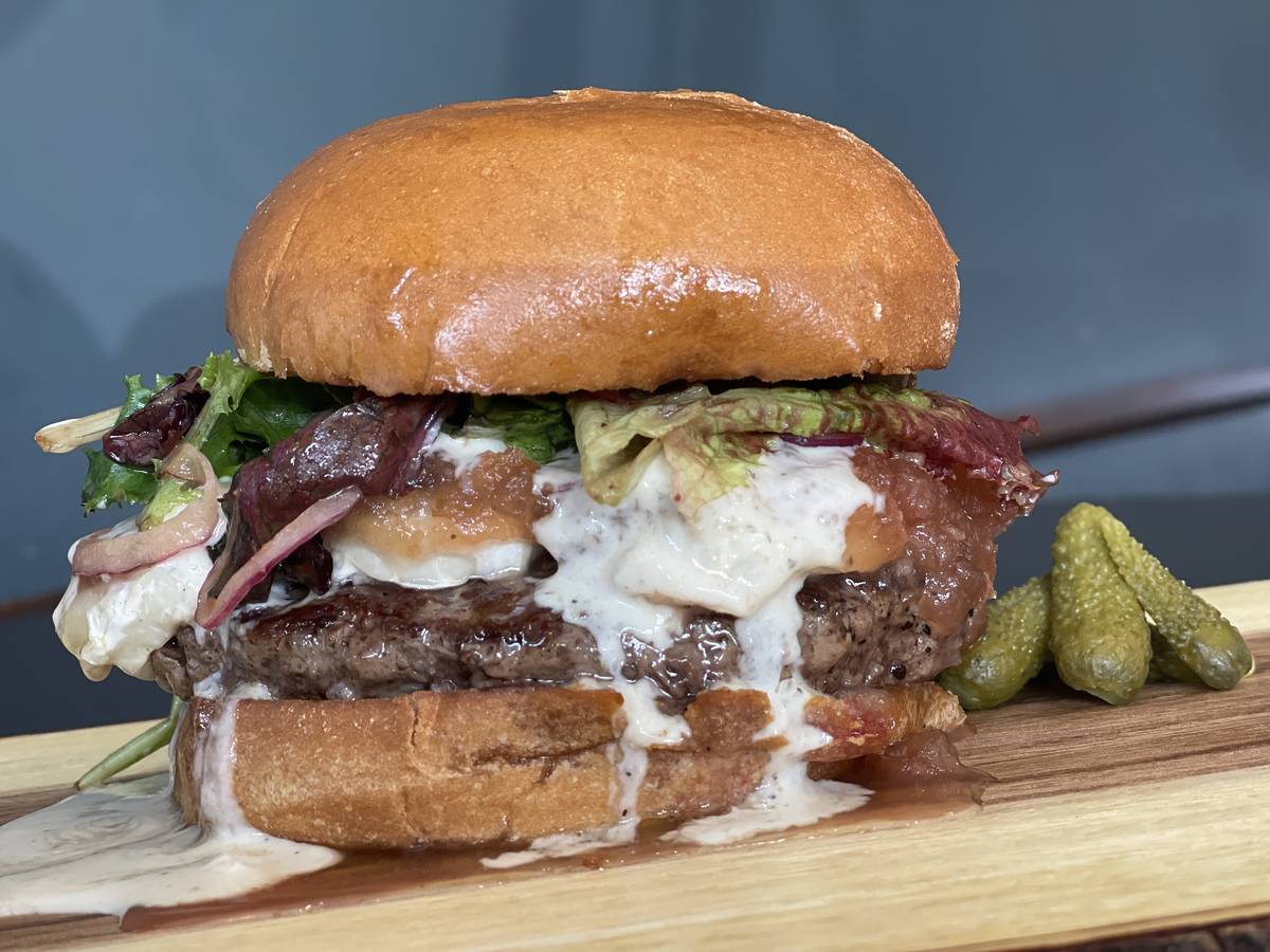 7 Best Burger Joints In Jacksonville That Are Bun In A Million