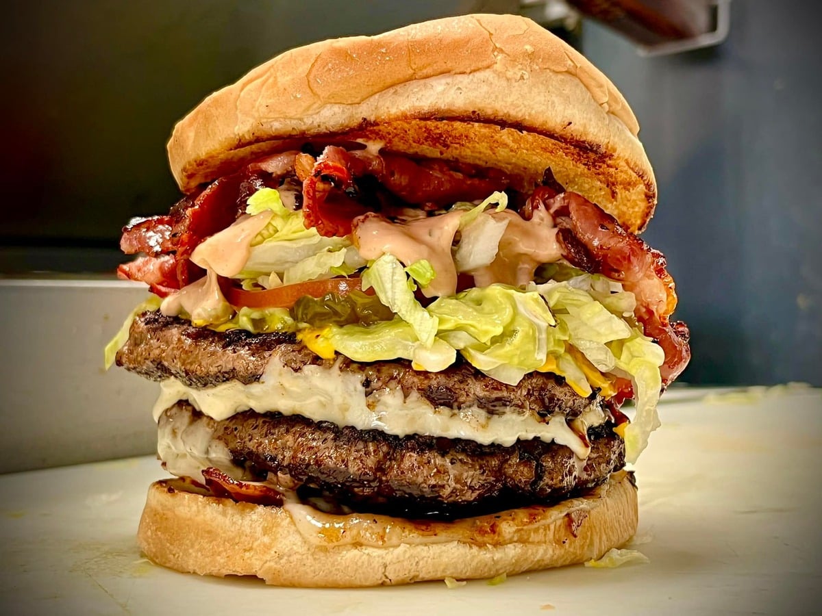 8 Sinfully Good Burger Joints In Las Vegas That You Need To Try