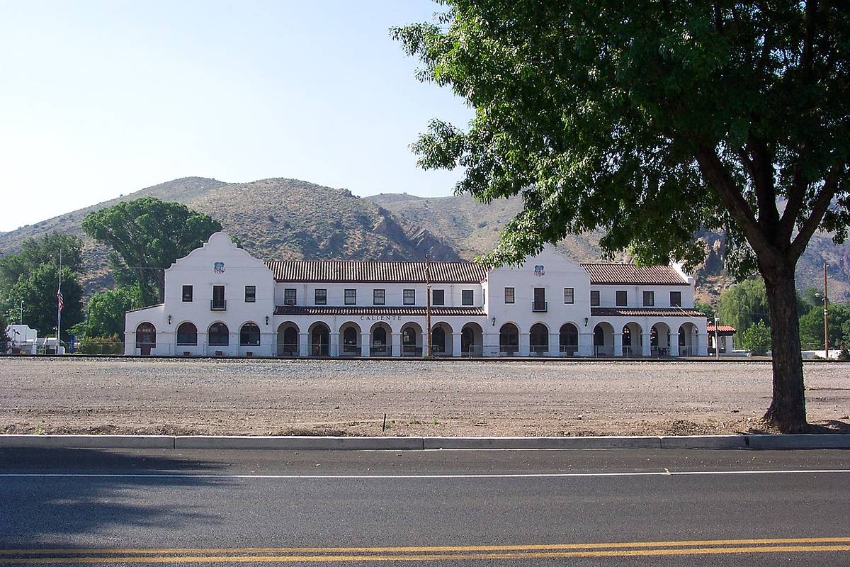 This Tiny Nevada City With Less Than 1000 Residents Is Home To A ...