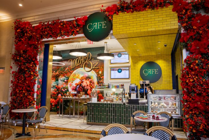 ‘Follow The Yellow Brick Road’ Comes To Life At The Venetian Las Vegas ...