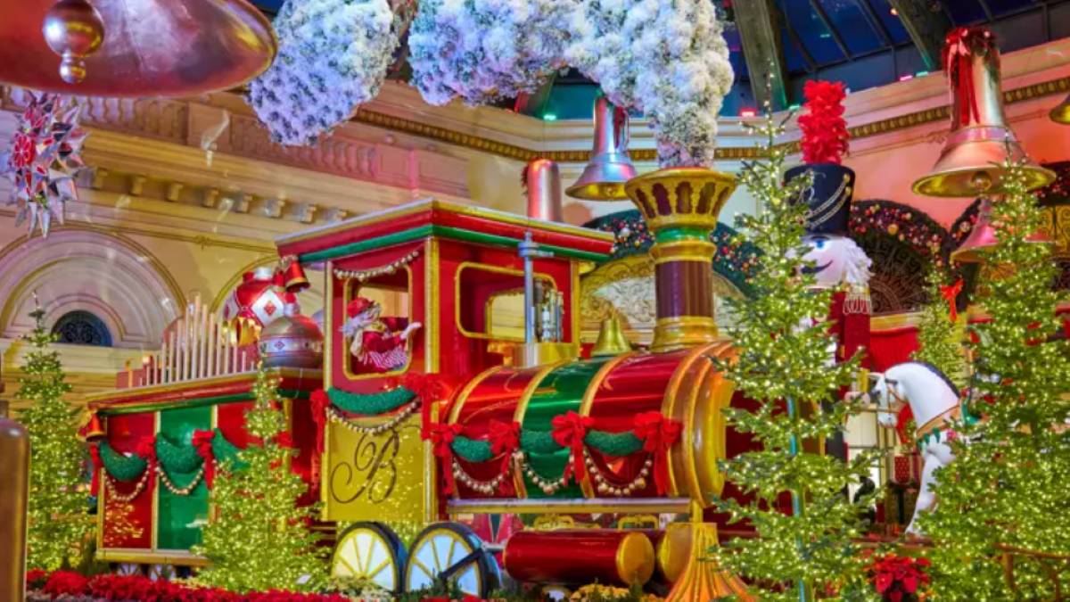 Winter Wonder At Bellagio: Toy Trains, Gingerbread, And Holiday Magic