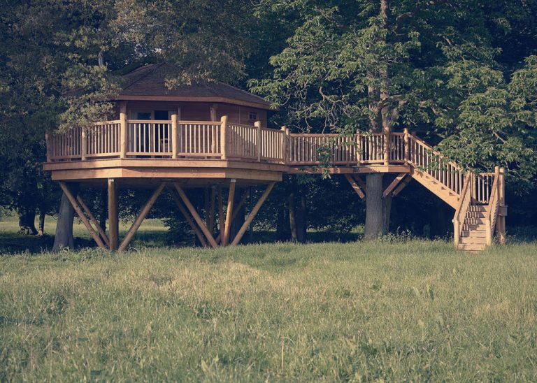 20 Gorgeous Treehouses For Holidays Near London [2019 Guide]