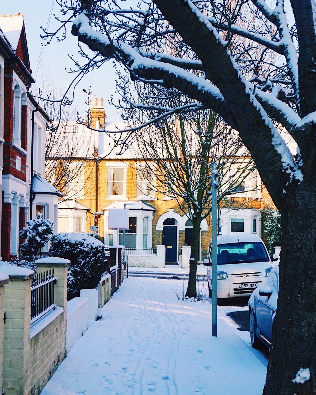 16 Pictures Of London Looking Lovely In The Snow