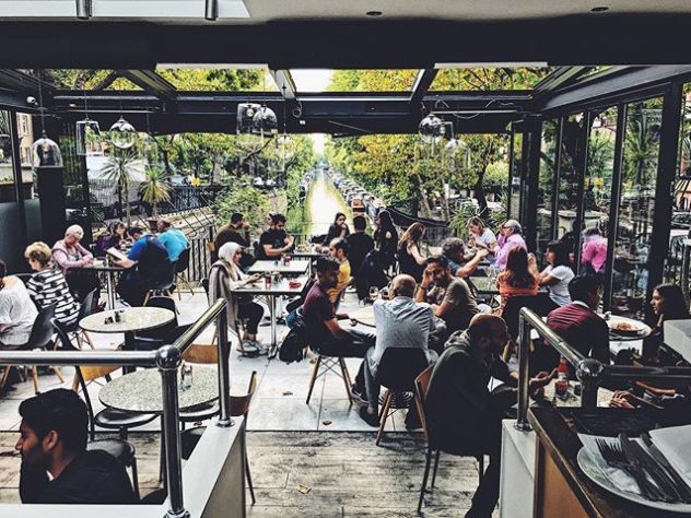 Cafe Laville: The Peachy Italian Cafe Overlooking Regent's Canal