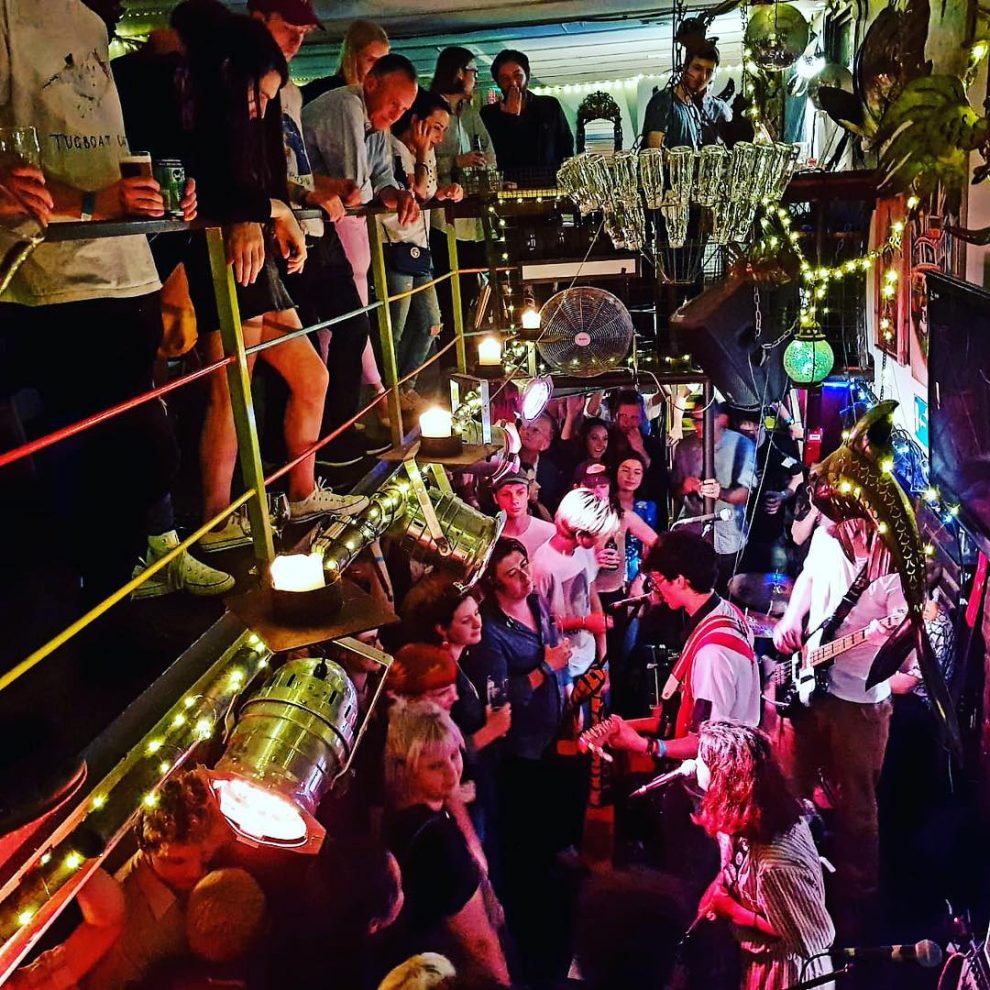 Swing Boat Party On The Thames: A Valentine's Night Out