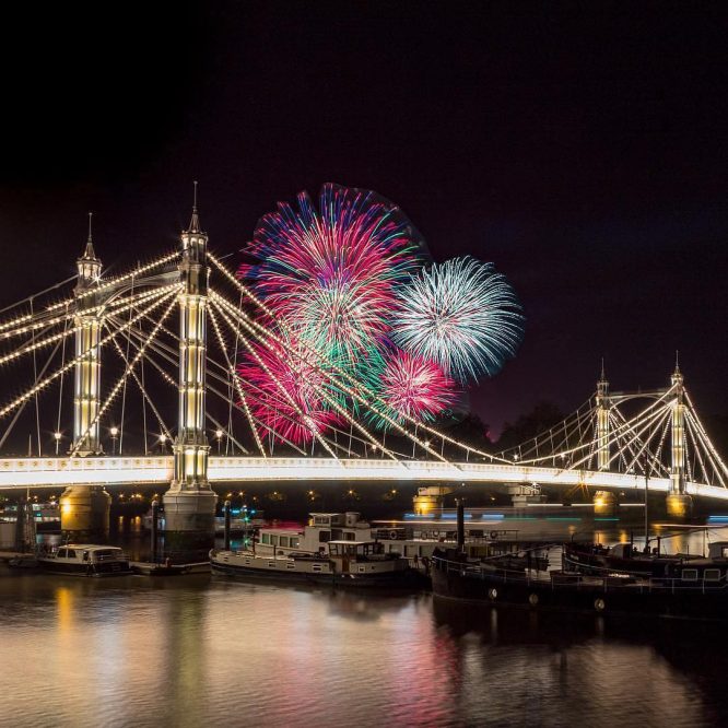 In Pictures: Just 21 Spectacular Photos Of London's New Year's Eve ...