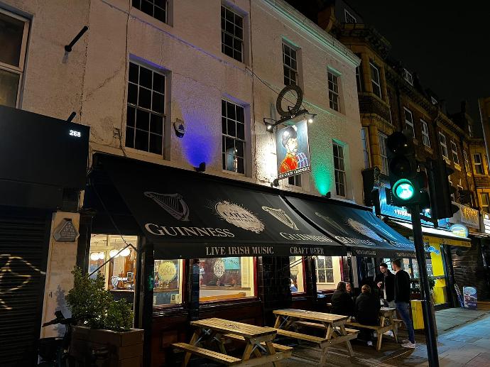 The Best Irish Pubs In London That'll Shamrock Your World