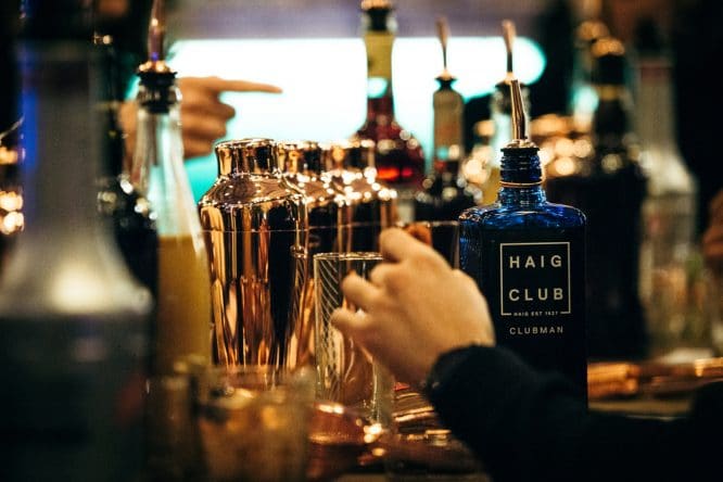 The Ultimate Guide For Hosting Your Own Stylish House Party