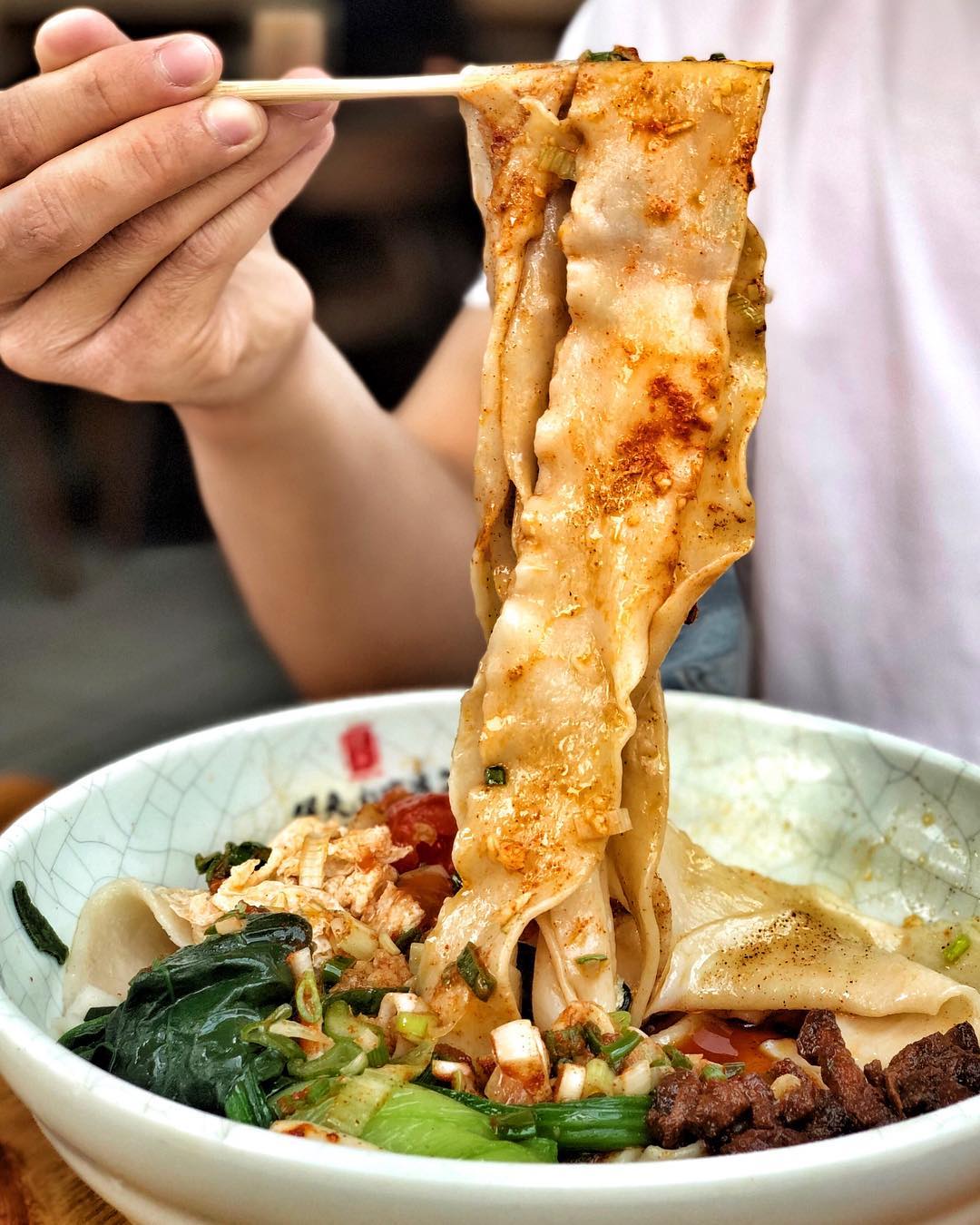Noodles On Camera: We Tried Murger Han's Epic 12-Foot Noodles [Video]